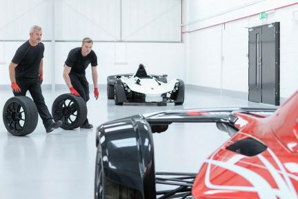Racing Cars | Transportation & Mobility - Dassault Systèmes®