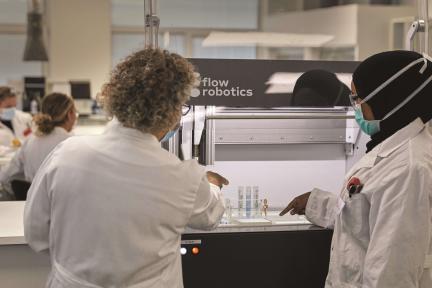 Flow Robotics develops liquid handling robots on cloud | Dassault Systèmes