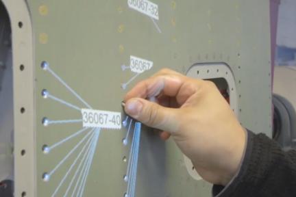 Augmented Reality Assembly Software - DELMIA Augmented Experience ...